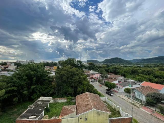 Excelente imóvel semimobiliado á venda no bairro Dores