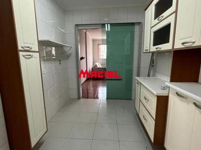 EXCELENTE OPÇÃO DE APTO NO CORAÇÃO DA VILA ADYANA