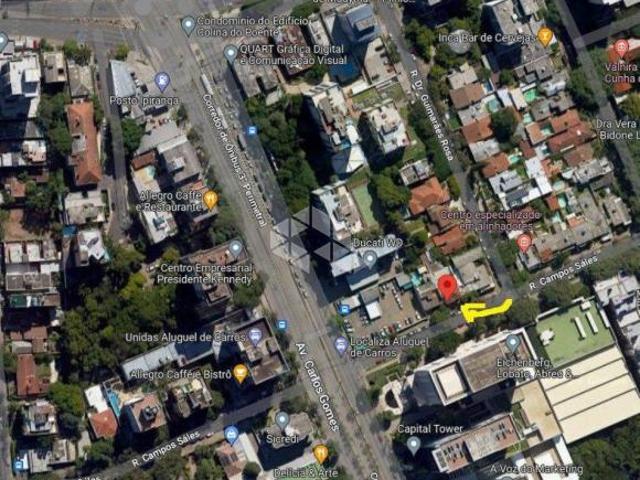 Excelente oportunidade no bairro Boa Vista, amplo terreno com 2 casas para fins comercial ou residen