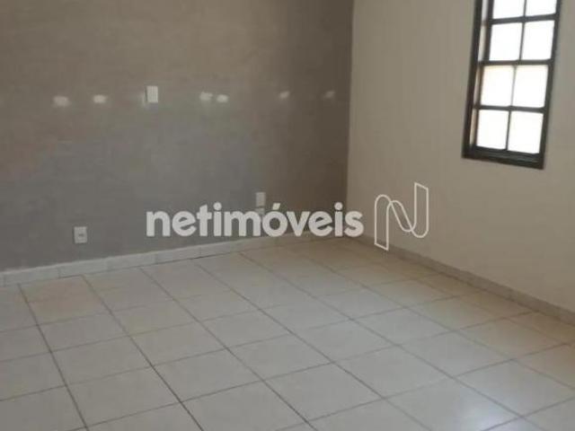 Excelente oportunidade no Planalto – Duas casas independentes no mesmo imóvel