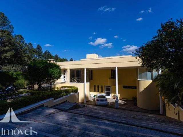 EXCELENTE OPORTUNIDADE ALPHAVILLE, 4 SUÍTES, VISTA MARAVILHOSA, MUITO LAZER