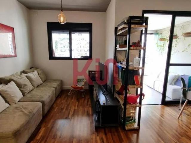 Excelente oportunidade: Apartamento à venda em Pinheiros, São Paulo SP, com 2 quartos, 1 suíte e 69m