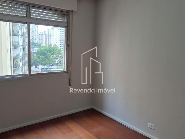 EXCELENTE OPORTUNIDADE APARTAMENTO COM 3 DORM, SENDO 1 SUÍTE, 1 VAGA COM 84M² NA VILA OLÍMPIA. Venha morar em um apartamento recém reformado e pintado, pronto para você se mudar e desfrutar de todo o conforto e praticidade que ele oferece. Com uma sala aA