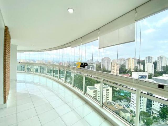 Excelente oportunidade: Apartamento de luxo com 4 suítes na Vila Andrade, São Paulo SP! 265m², 2 sal