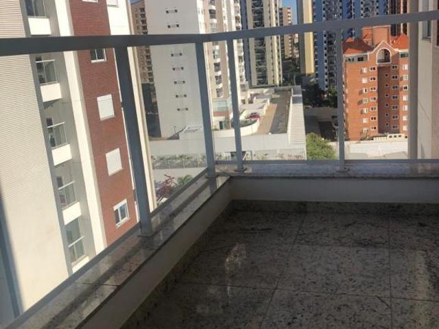 Excelente oportunidade! Apartamento de 2 quartos com suíte e 2 vagas de garagem em Mansões Santo Ant