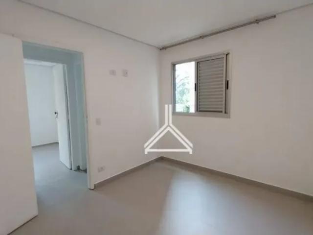 Excelente oportunidade, apartamento reformado à venda na Vila Mariana!