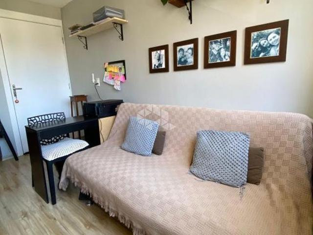 Excelente oportunidade! Apartamento 2 dormitórios completo e bem localizado!