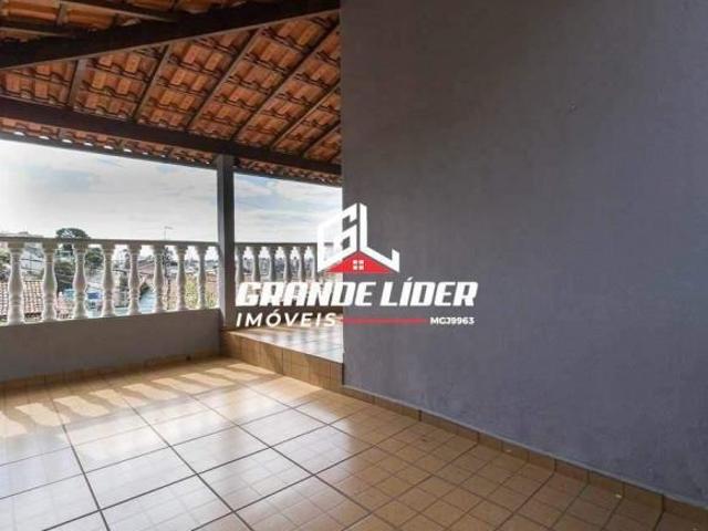 EXCELENTE OPORTUNIDADE CASA 2 PAVIMENTOS BAIRRO CALIFORNIA BELO HORIZONTE MG