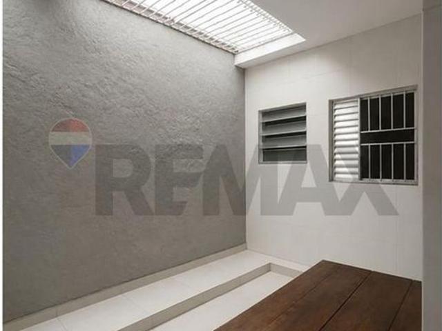 Excelente Oportunidade Casa com 2 Dormitórios Jd São Domingos