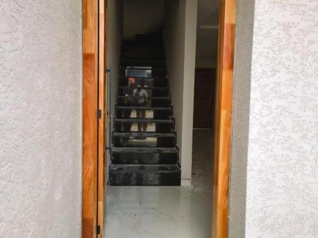 Excelente oportunidade: Casa à venda em Curitiba PR, no bairro Sítio Cercado! 3 quartos, 2 banheiros