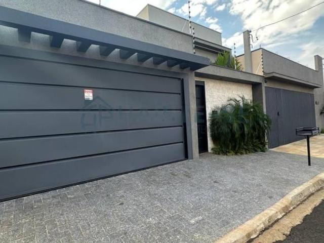Excelente oportunidade: Casa à venda em Franca SP, Jardim Natal I, 3 quartos, 1 suíte, 2 salas, 1 ba