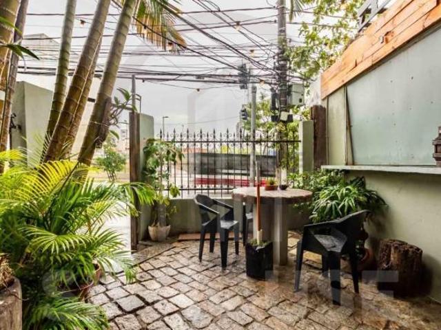 Excelente oportunidade: Casa à venda em São Paulo SP, bairro Santo Amaro, 3 quartos, 3 banheiros, 23