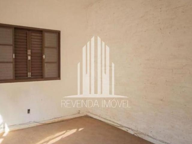 Excelente Oportunidade! Casa à Venda em São Paulo SP, no Bairro Sumaré, com 1 Quarto, 1 Banheiro e 2