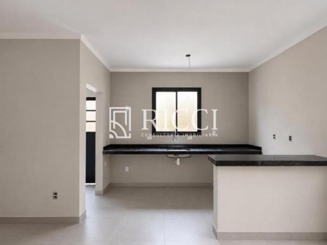 Excelente oportunidade: Casa à venda em Santos SP, bairro Marapé! 2 quartos, 2 suítes, 2 salas, 3 ba