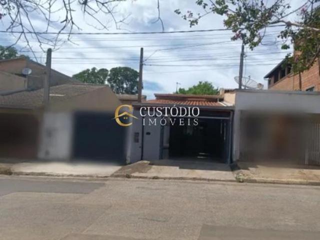 Excelente oportunidade! Casa à venda em Sorocaba SP, Jardim Rubi. 2 quartos, 1 suíte, 2 salas, 2 ban