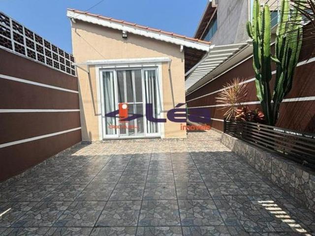Excelente oportunidade! Casa à venda em Suzano SP, Jardim Monte Cristo. 3 quartos, 1 suíte, 1 sala