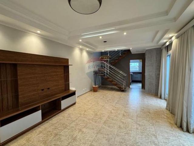 Excelente Oportunidade! Casa Ampla em Santa Clara, Guarulhos