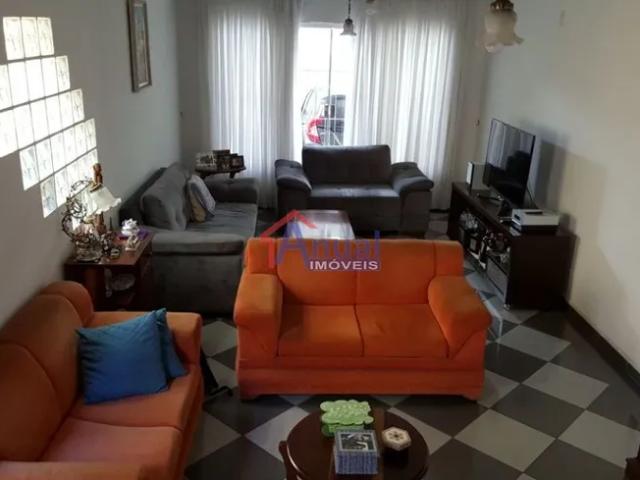 Excelente oportunidade, casa geminada, ampla!