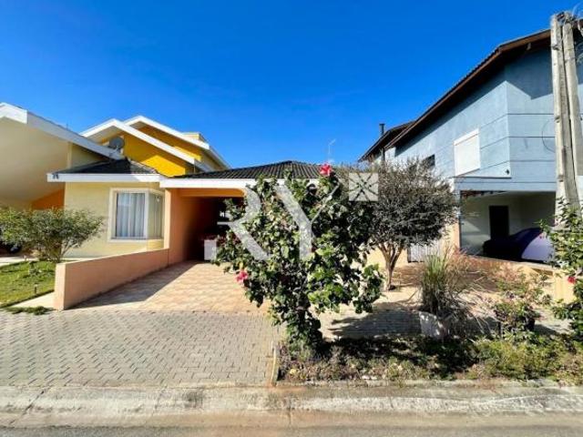 Excelente oportunidade: Casa em condomínio à venda em Caçapava SP, bairro Maria Elmira, 3 quartos, 1