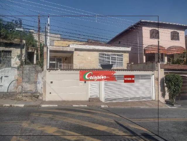 Excelente oportunidade: Casa à venda com edícula no bairro Santo Antônio/Guarulhos!
