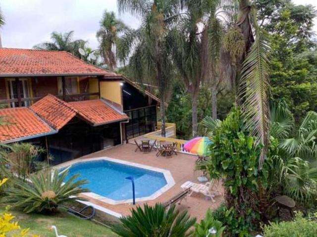 Excelente oportunidade: Chácara à venda, PÉ NA ÁGUA NA REPRESA DE MAIRINQUE SP!