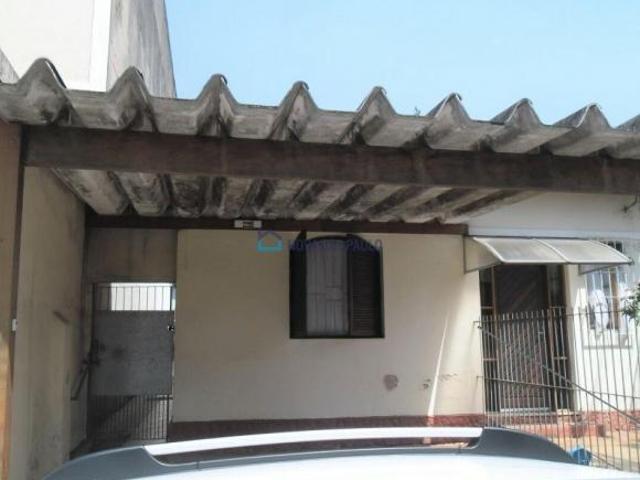 Excelente oportunidade de morar no Campo Belo. Casa térrea residencial ou comercial