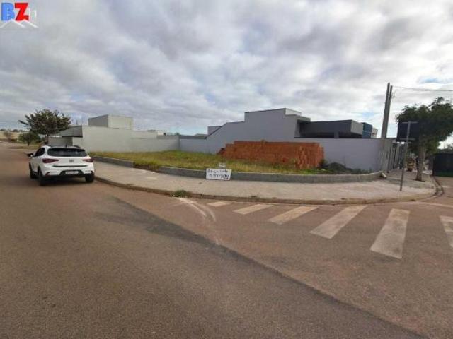 Excelente oportunidade de adquirir um terreno com 298