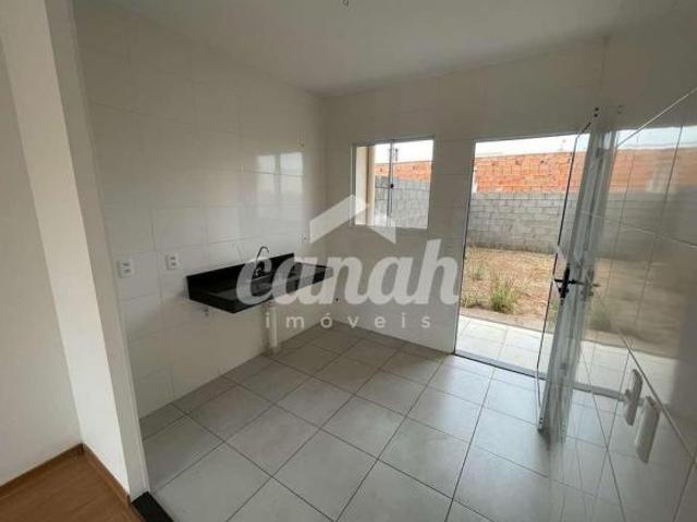 Excelente Oportunidade de Compra: Casa Térrea Bairro Santa Iria Pronta para.