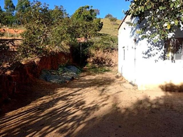 EXCELENTE OPORTUNIDADE DE SÍTIO À VENDA 800 M² EM CRUCILÂNDIA/MG