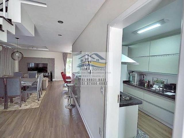 Excelente oportunidade de sobrado no Condominio Golden Park Alpha com piscina