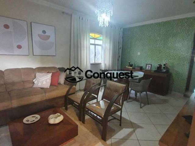 Excelente oportunidade de Venda de 2 Casas independentes, Bairro Sapucaia II, Contagem !