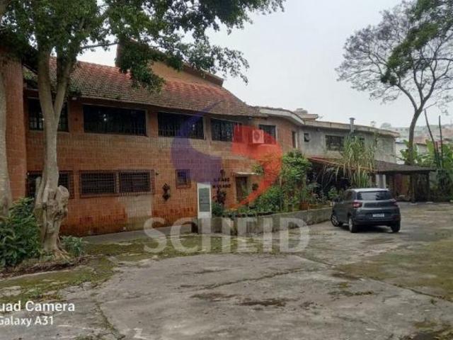 Excelente Oportunidade Imóvel de Grande Porte em Terreno de Aproximadamente 3.600 m²
