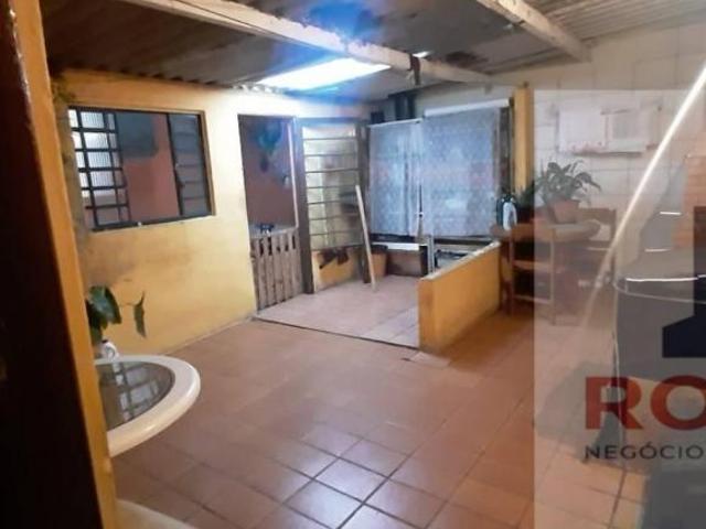 EXCELENTE OPORTUNIDADE PARA INVESTIDOR TERRENO 7,5X21 COM 3 CASAS NO QUINTAL À VENDA NO JARDIM ANA R