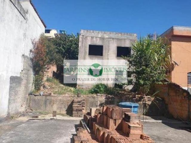 EXCELENTE OPORTUNIDADE PARA INVESTIDOR OU PARA MORAR, LOTE COM 385 MTS, COM CASA INACABADA NO LOCAL