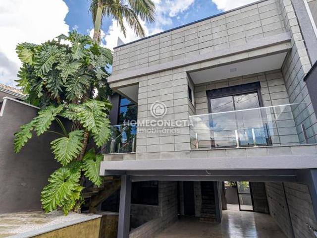 Excelente Oportunidade | Sobrado Triplex 5 Quartos | 3 Vagas | SJP