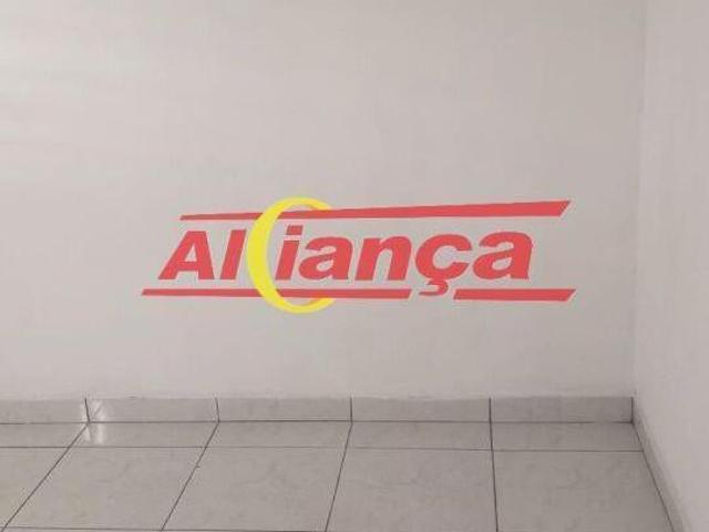 EXCELENTE OPORTUNIDADE TANTO MORADIA QUANTO INVESTIMENTO