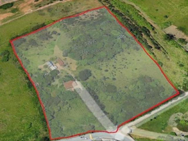 Excelente oportunidade: Terreno de 27.000 m² em Ferraz de Vasconcelos SP