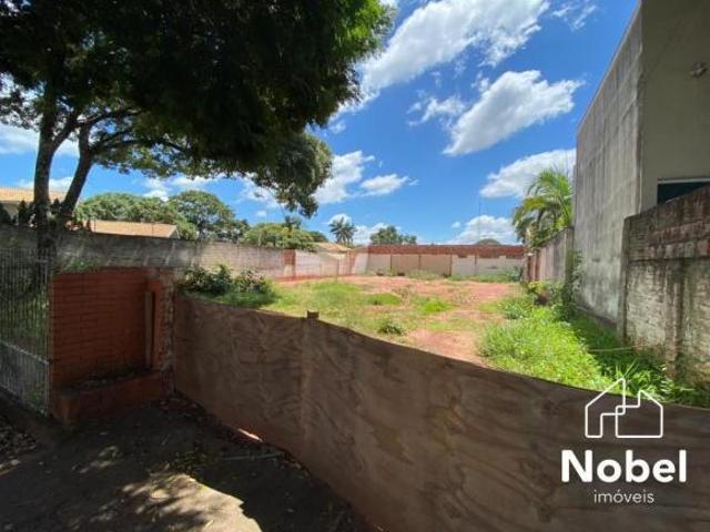 Excelente Oportunidade: Terreno de 612,50 m² à venda em Cianorte PR, Zona 02 Próximo ao Colégio CEC