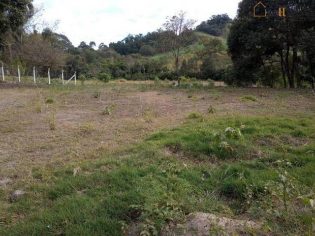 Excelente oportunidade! Terreno plano, pronto para construir, com 860m², na zuna rural de Socorro /