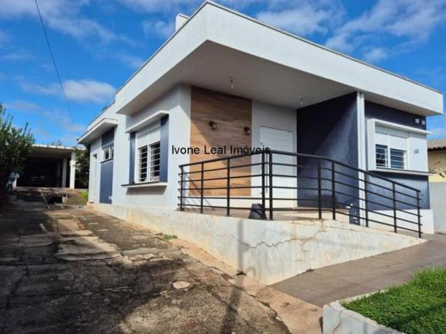 Excelente oportunidade! 02 Casa à venda área central de Santo Ângelo RS, 2 quartos, 1 suíte, 1 sala