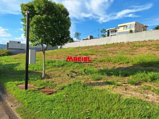 EXCELENTE LOTE 600 m2, NO COLINAS DO PARATHEY SUL