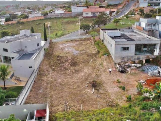Excelente Lote 1.000mts, escriturado e bem localizado