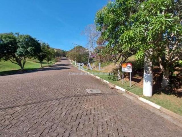 Excelente lote à venda no Condomínio Parque das Garças em Atibaia SP