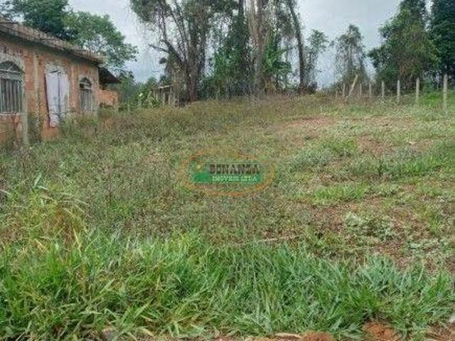 Excelente lote à venda Bairro Almeida, Conselheiro Lafaiete!