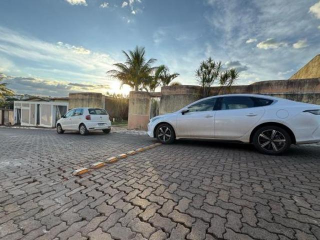 Excelente Lote com Casa de Fundo em Vicente Pires – 514 m²
