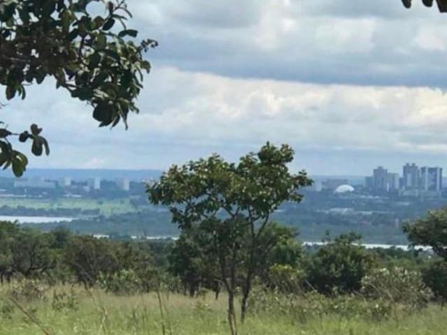 Excelente Lote de 700m² no Condomínio Privê II – Lago Norte Vista Privilegiada