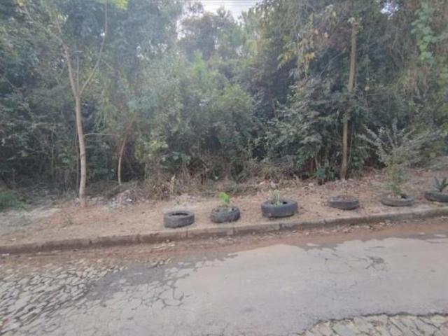 EXCELENTE LOTE DE 360 METROS NO BUGANVILLE EM CONTAGEM
