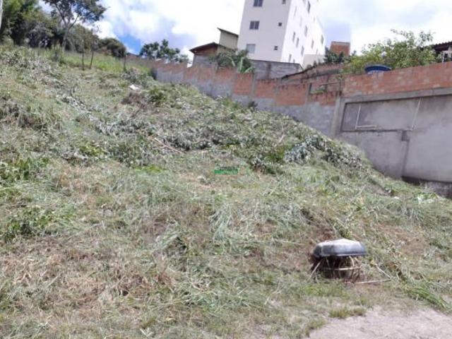 Excelente lote em aclive com 363,67m² no Vila Real, Sabará!