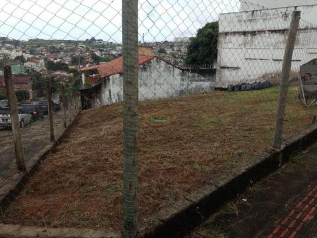 Excelente lote no bairro Álvaro Camargos!