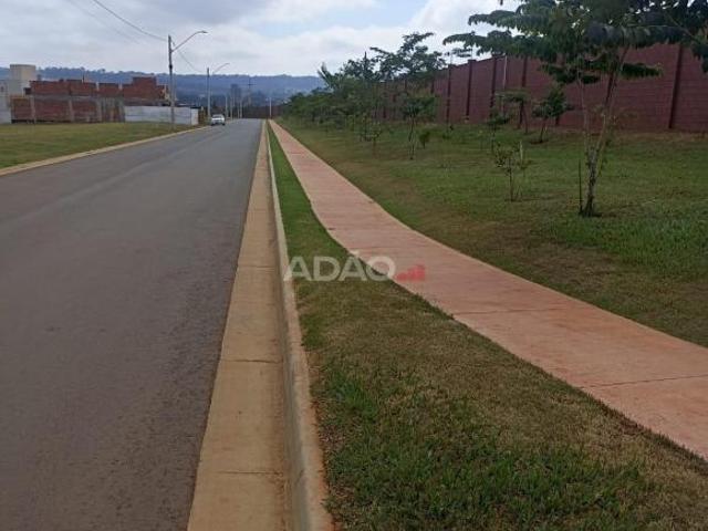 Excelente Lote no Jardins Pharma Área / Terreno à Venda, 337.00 por R$ 332000.00 no setor Jardins Pa